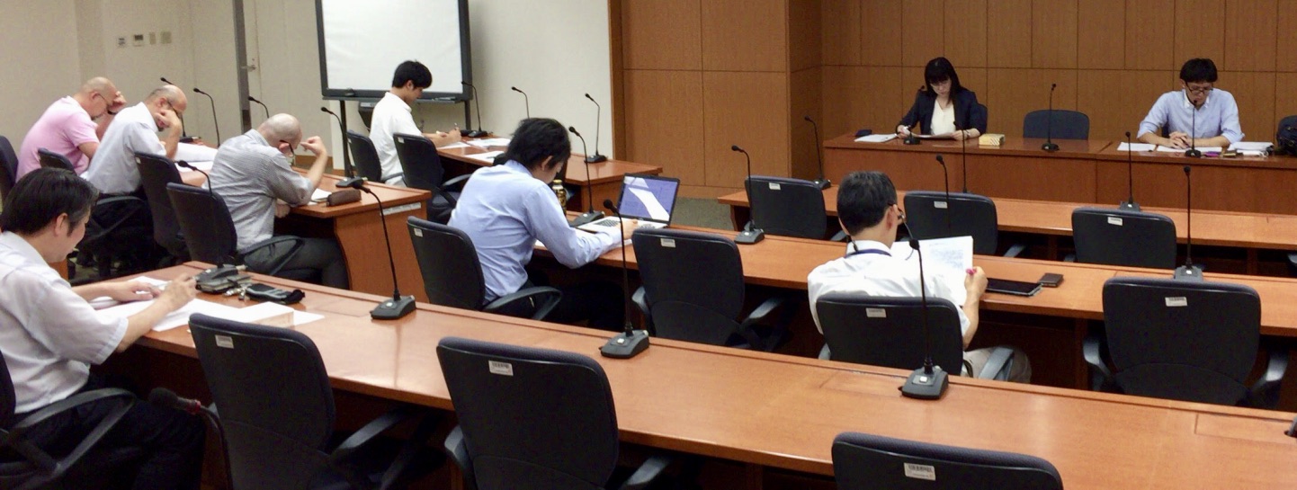 第20回近畿大学公法判例研究会が開催されました。 Topics 近畿大学 法学部・大学院 法学研究科